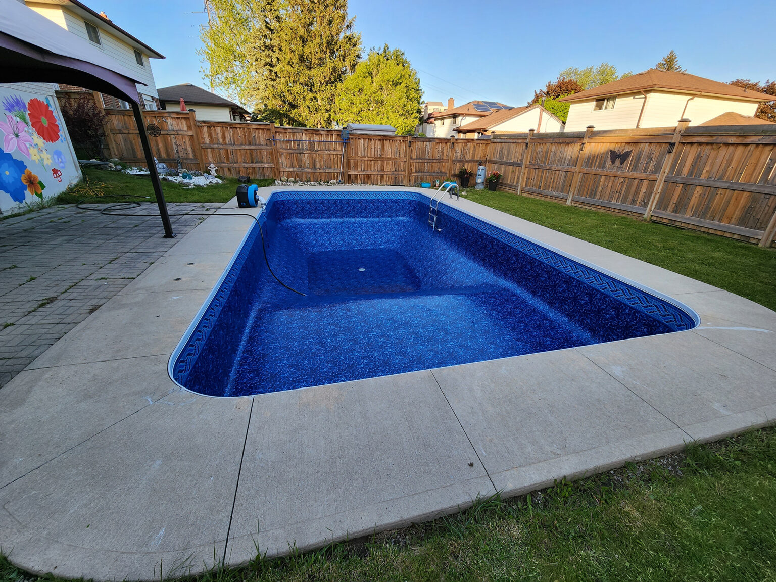 Ontario Fiberglass Pools Installation | Ontario Pool Services